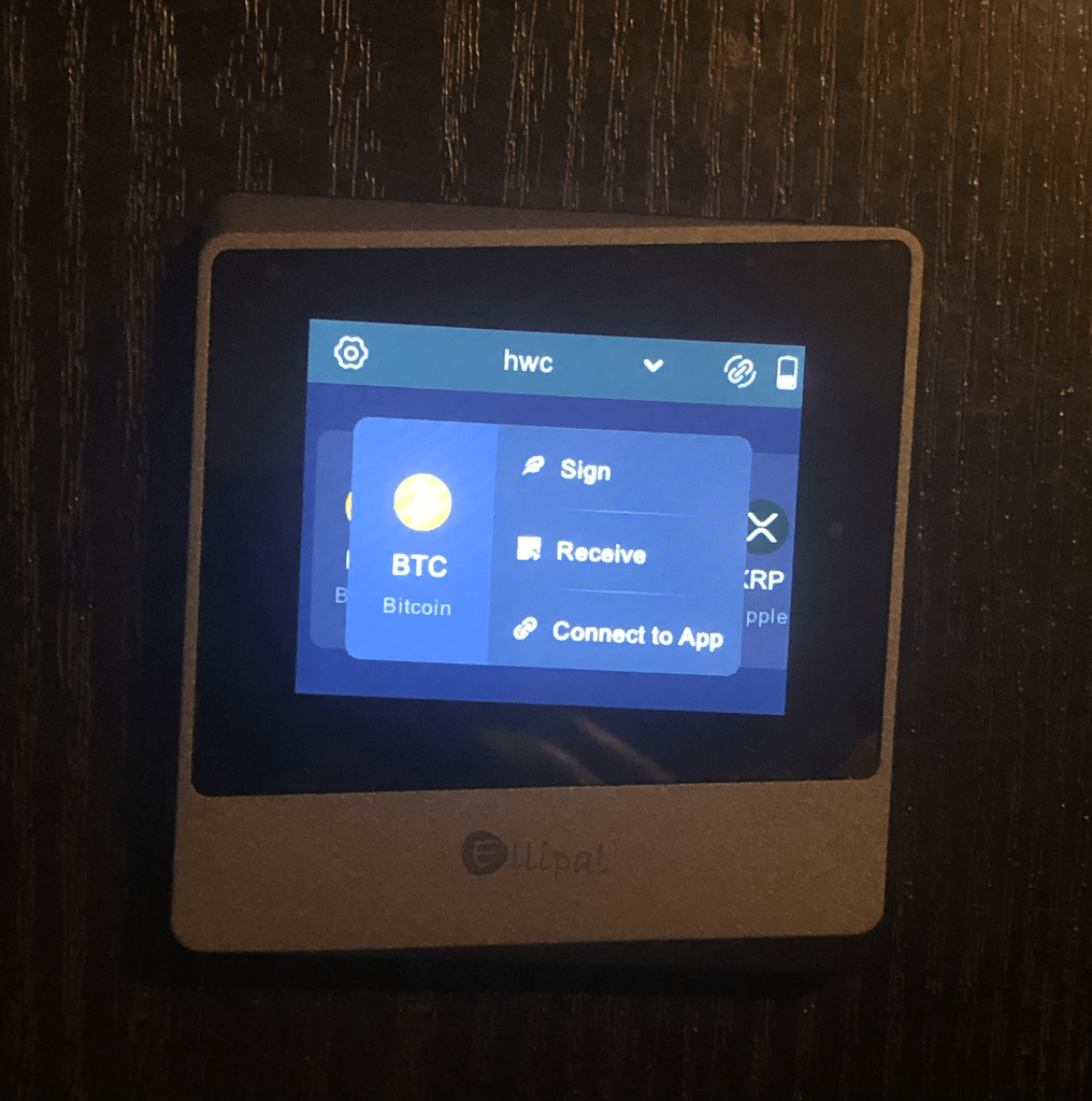 Ellipal Titan Review 2025: Features, Security, Pros & Cons Revealed